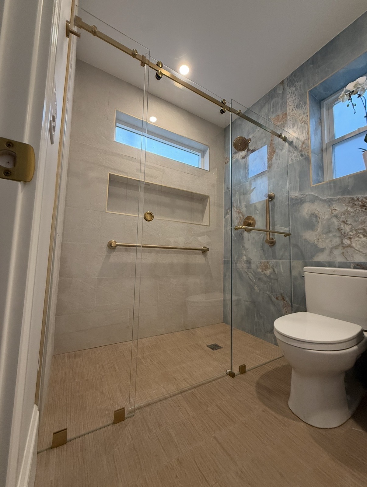 Sliding Shower Door Lander - Frameless Shower Doors by LUXE Glass